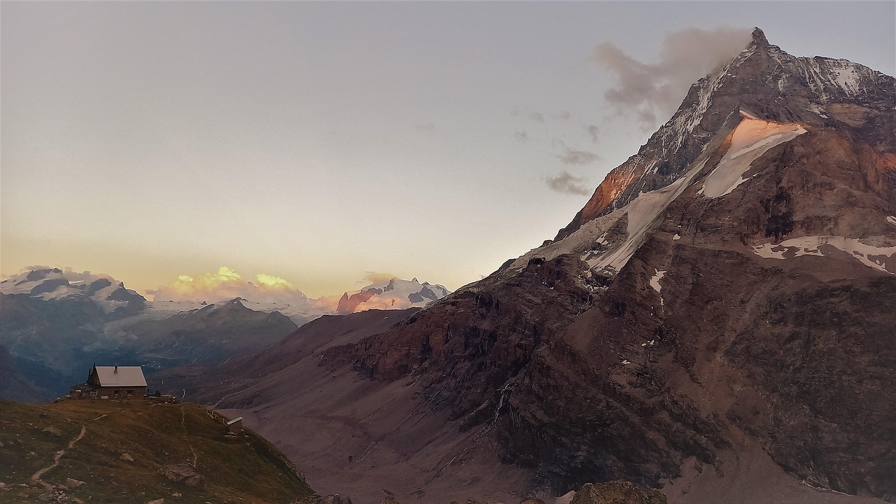 Matterhorn Hut Zermatt - Free photo on Pixabay - Pixabay