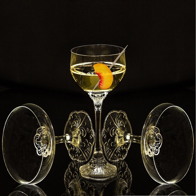 Glass Ware Cups Bartender - Free photo on Pixabay