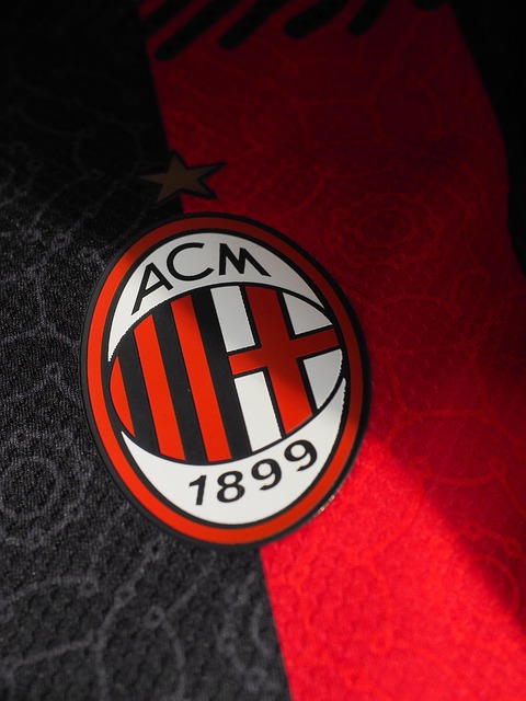 Football Milan Rouge - Photo gratuite sur Pixabay - Pixabay