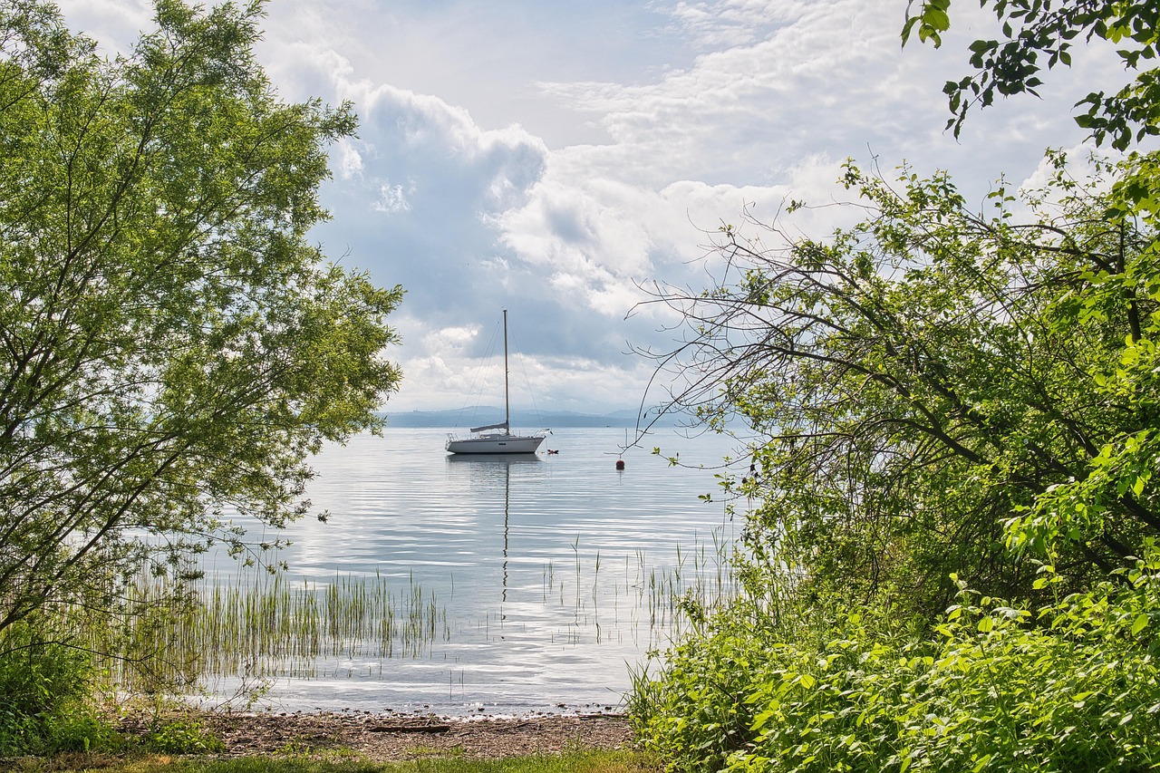 Boat Anchorage Lake - Free photo on Pixabay - Pixabay
