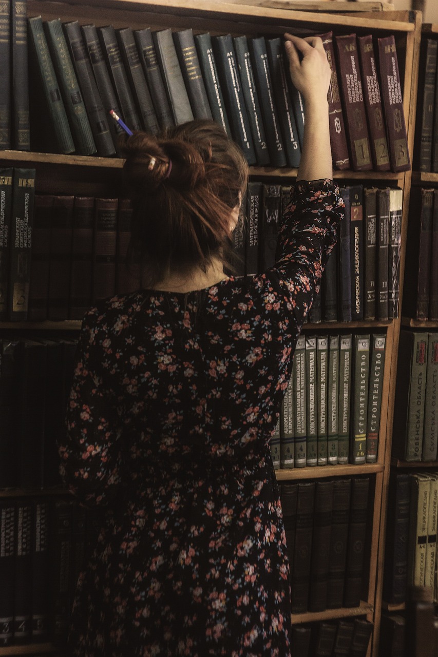 Woman Library Books - Free photo on Pixabay - Pixabay