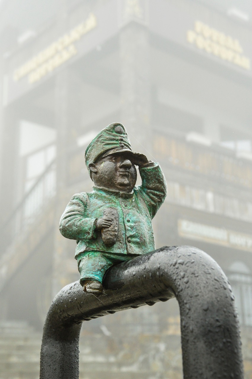 Sculpture Statue Baker Mini - Free photo on Pixabay