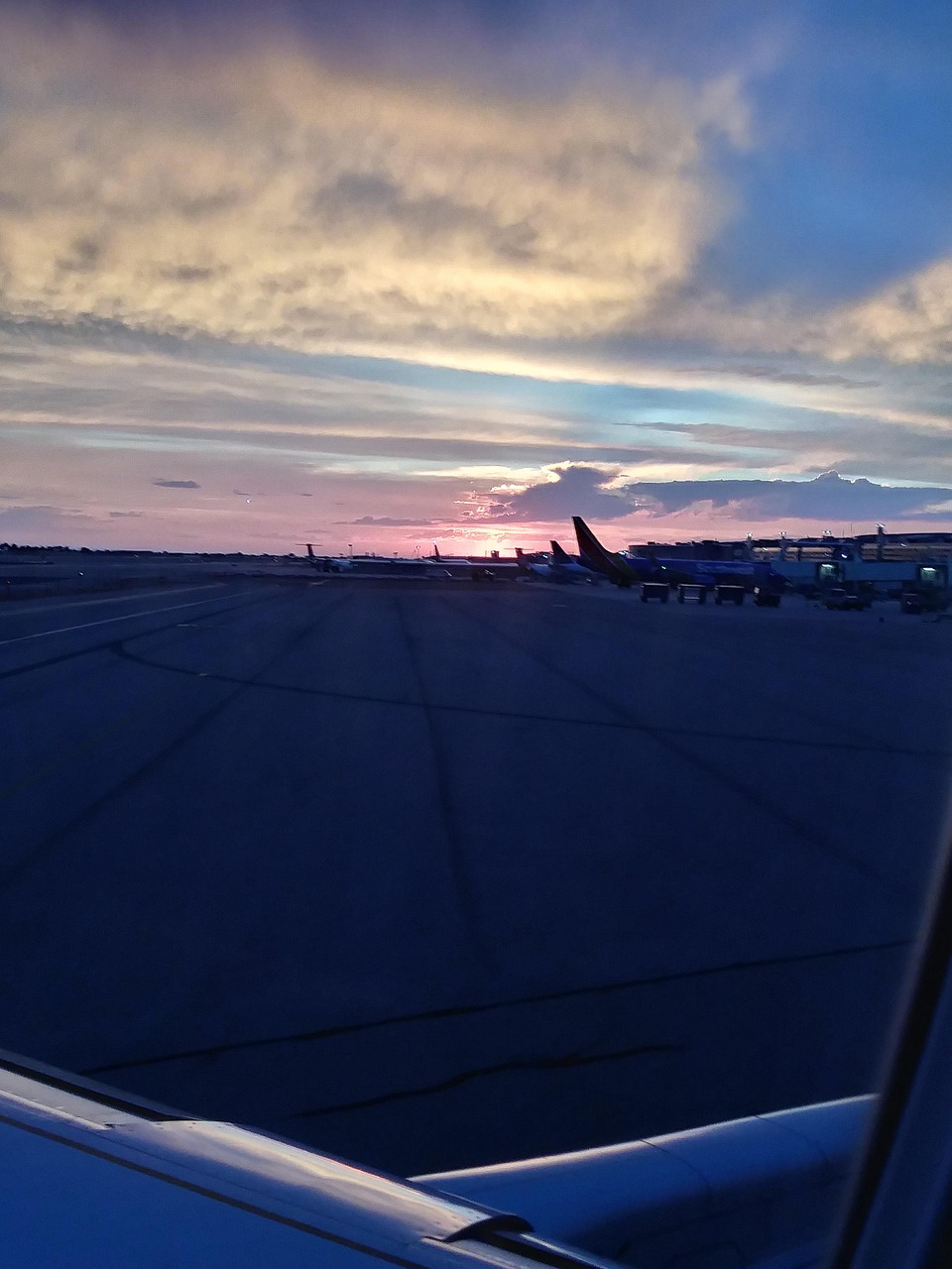 Boise Airport Sunset Airplane - Free photo on Pixabay - Pixabay