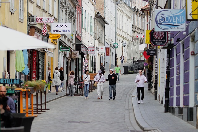 Rue Immeubles Route - Photo gratuite sur Pixabay - Pixabay