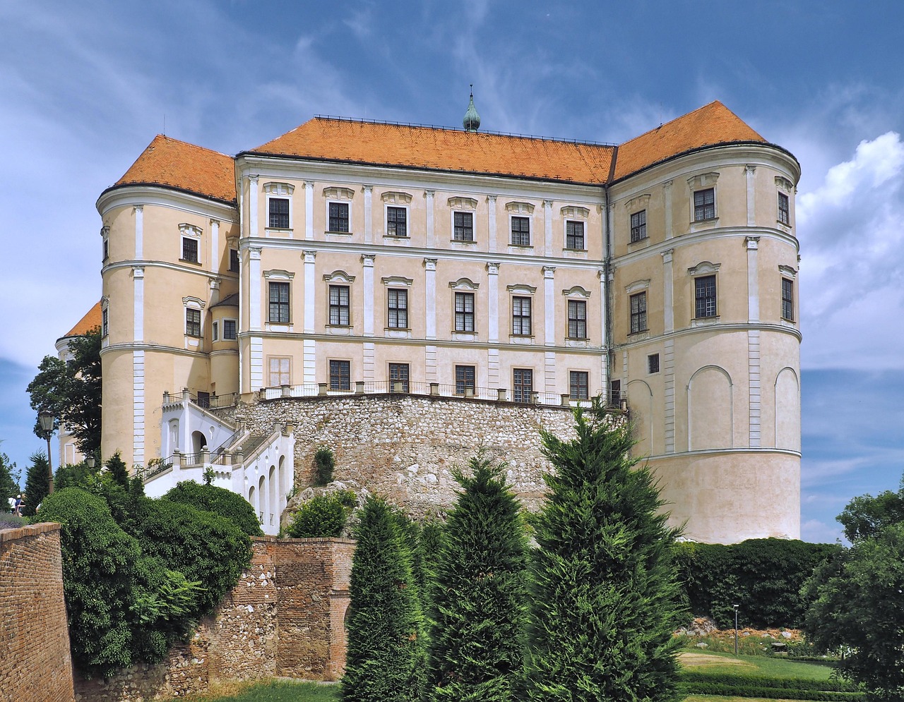 Schloss Mikulov Historisches - Kostenloses Foto auf Pixabay - Pixabay