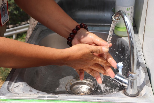 Se Laver Les Mains L'Eau Main - Photo gratuite sur Pixabay - Pixabay