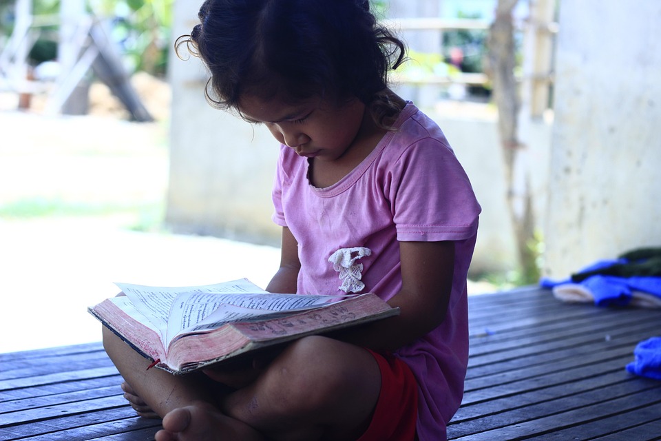 Kid Reading Bible - Free photo on Pixabay