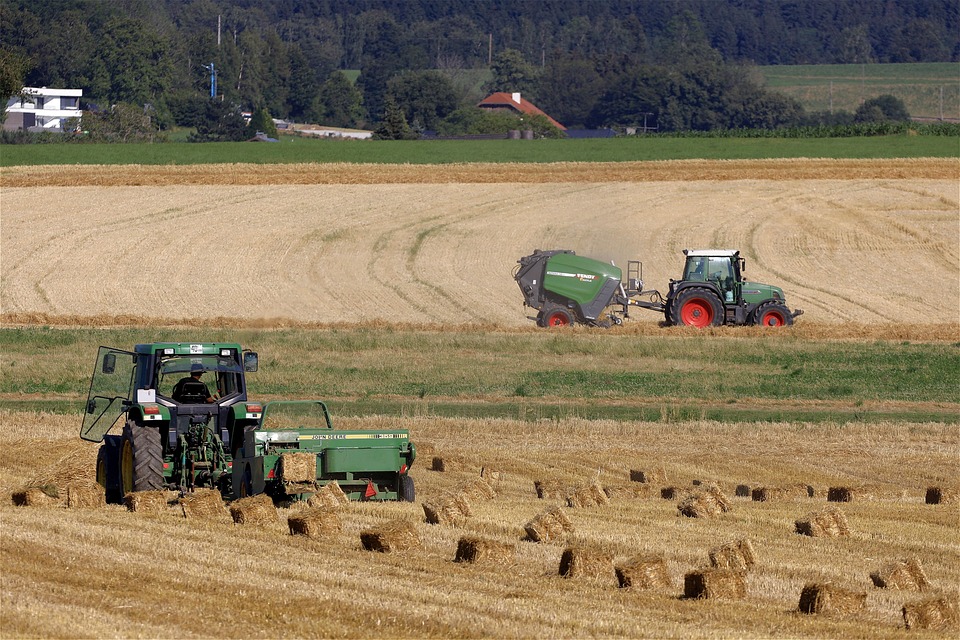 Baler Harvest Field - Free photo on Pixabay