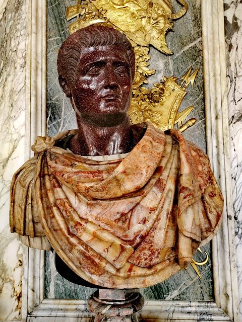 Bust August Statue - Free photo on Pixabay