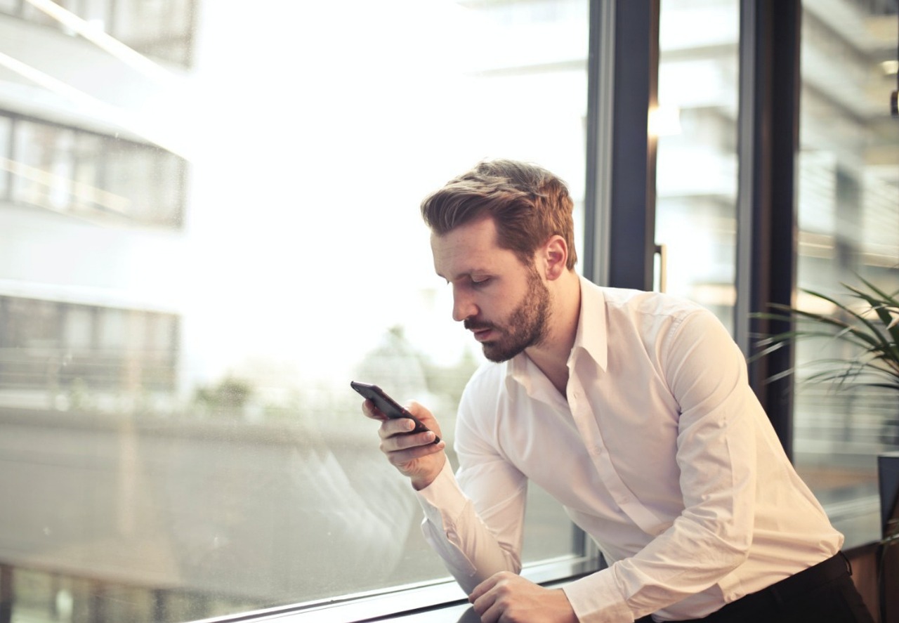 Man Phone Smartphone - Free photo on Pixabay - Pixabay