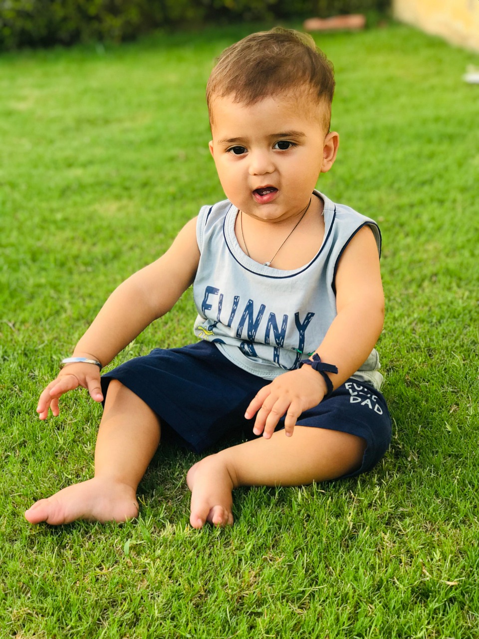 Toddler Boy Lawn - Free photo on Pixabay - Pixabay
