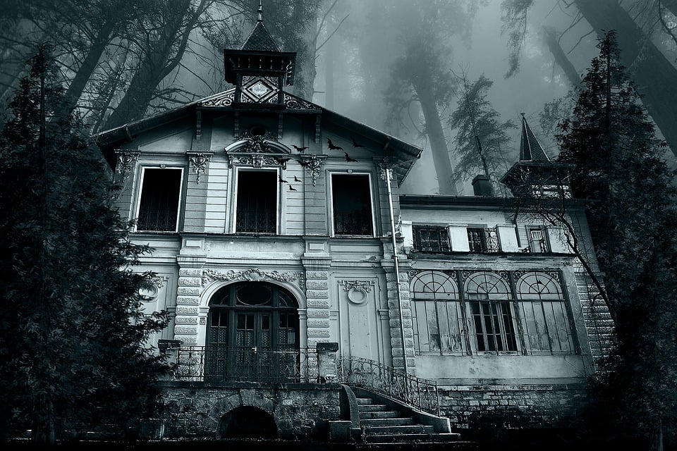 10 Spooky Haunted Houses and Places in China - Discover Walks Blog