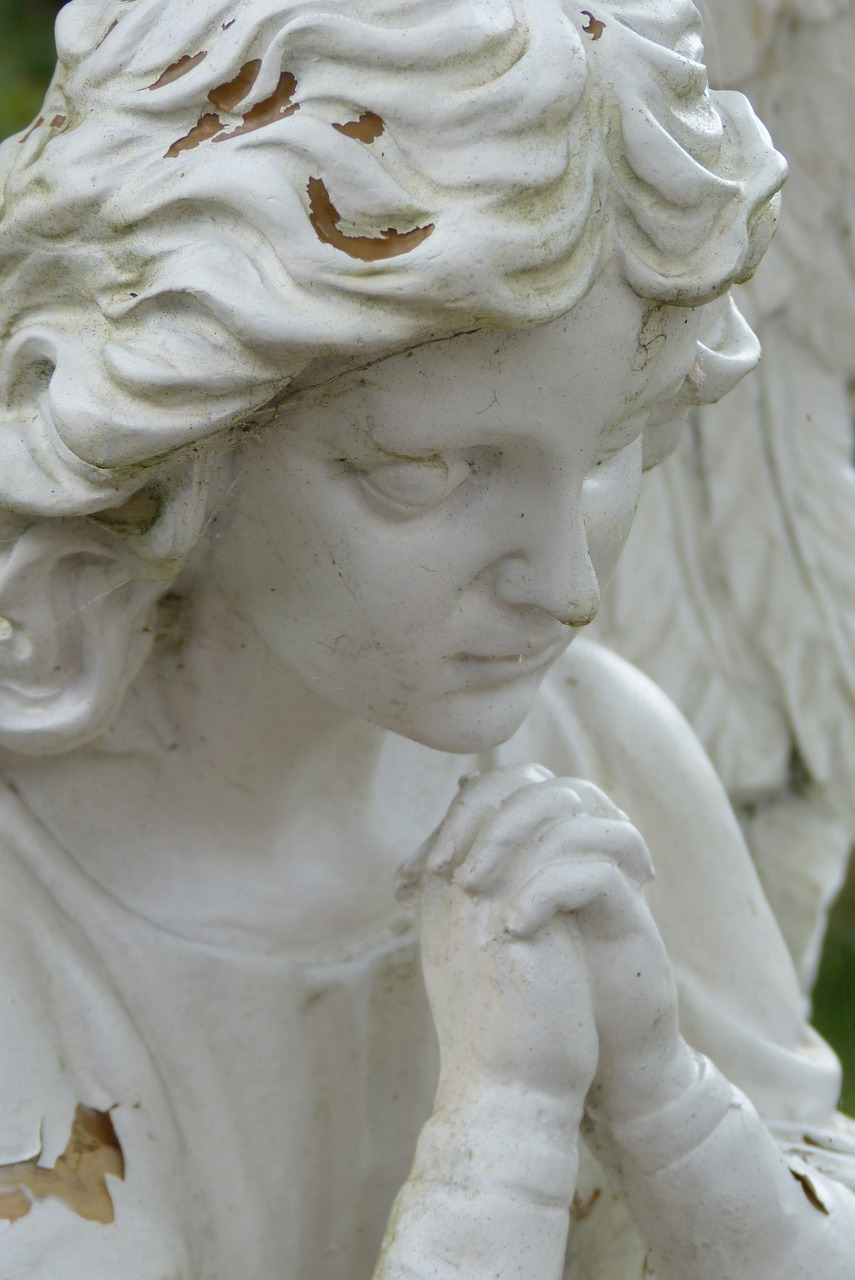 Statue Angel Pray - Free photo on Pixabay - Pixabay