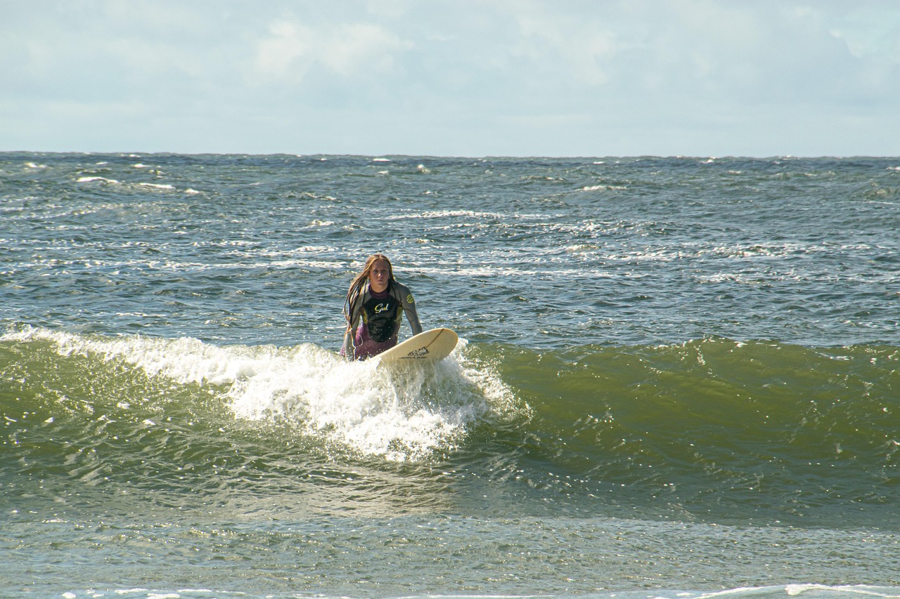 Woman Surfing Leisure - Free photo on Pixabay - Pixabay