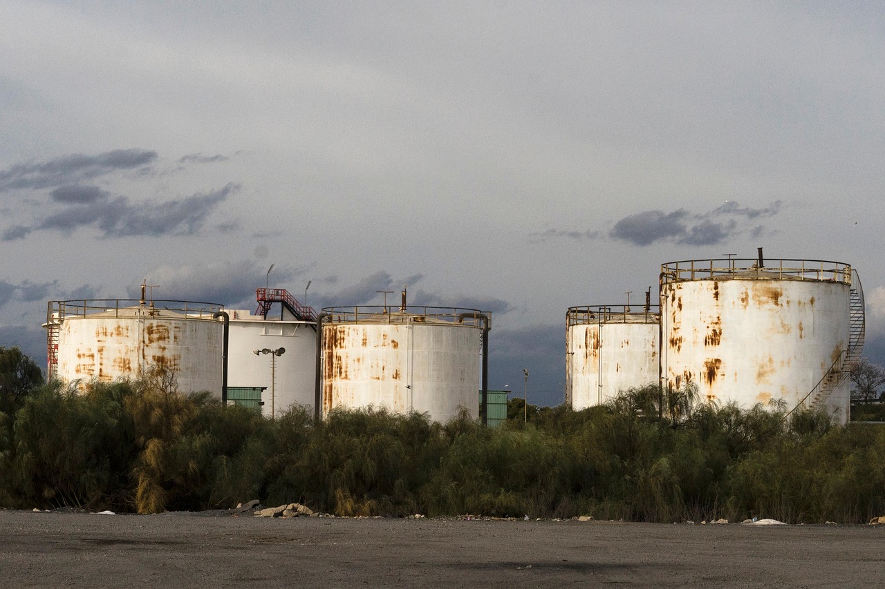 Más de 5 000 imágenes gratis de Tanques De Gases y Tanques - Pixabay