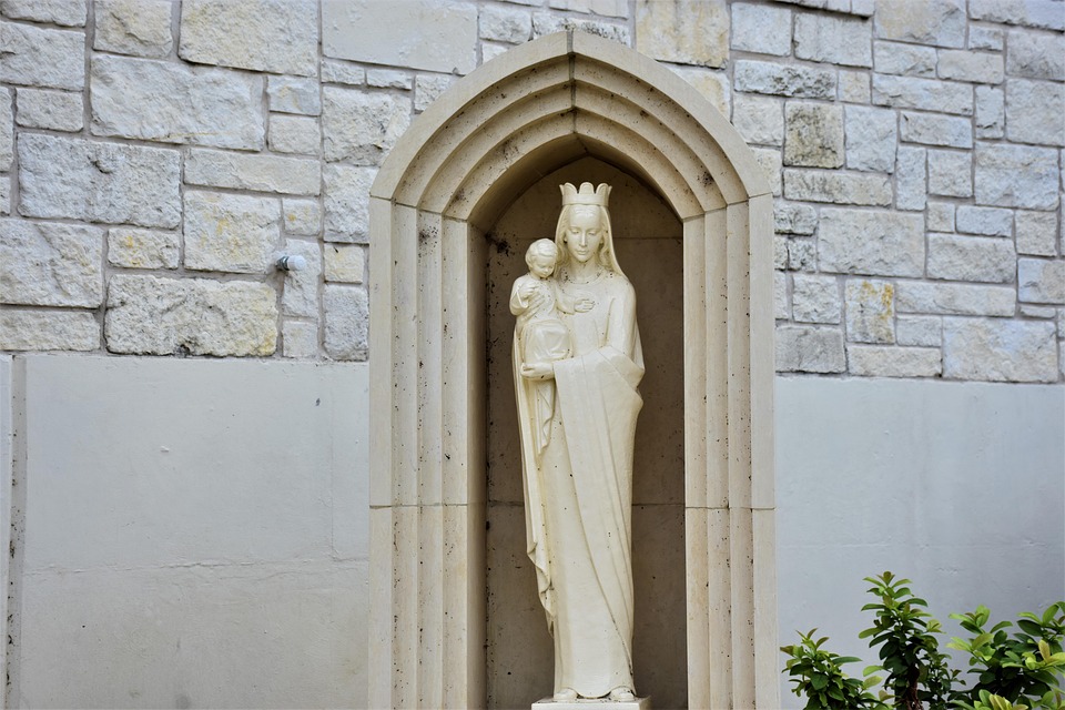 Mother Mary Jesus Christ Statue - Free photo on Pixabay - Pixabay