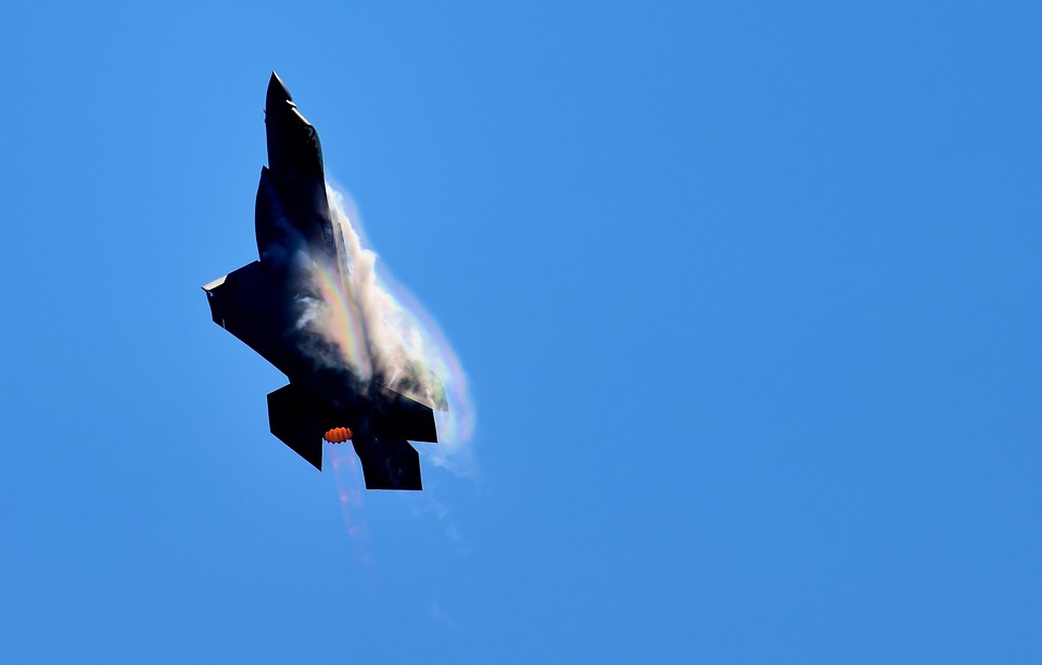 F-35 Vapour Jet - Free photo on Pixabay - Pixabay