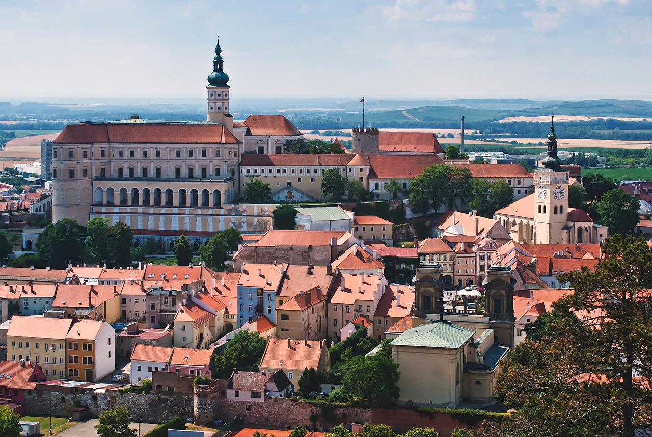 40+ Free Zámok Mikulov & Mikulov Images - Pixabay