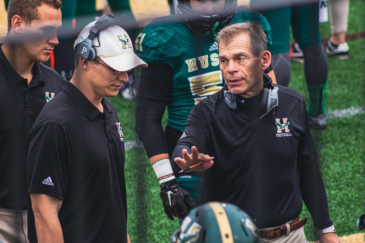 50+ Free Football Coach & Coach Images - Pixabay