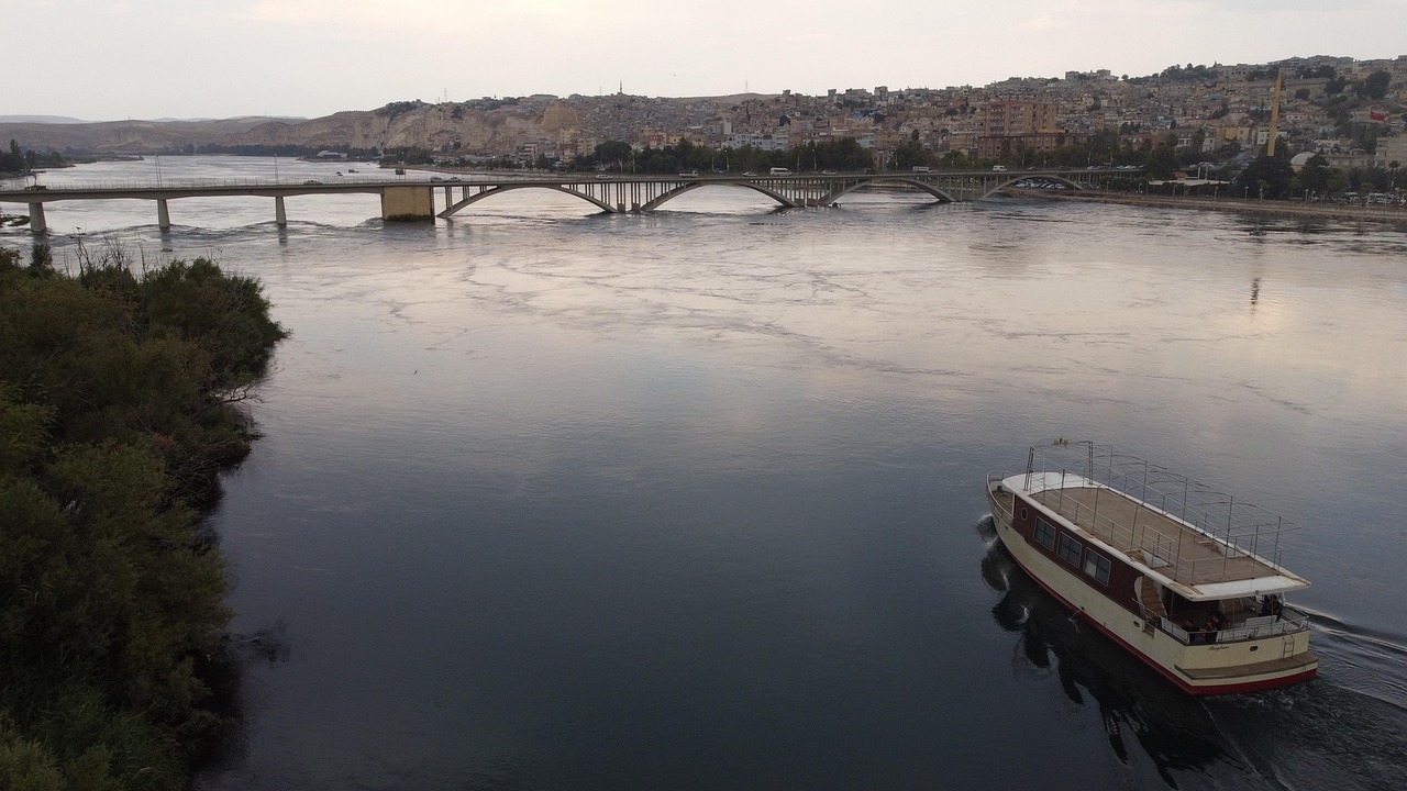 Boot Fluss Reisen - Kostenloses Foto auf Pixabay - Pixabay