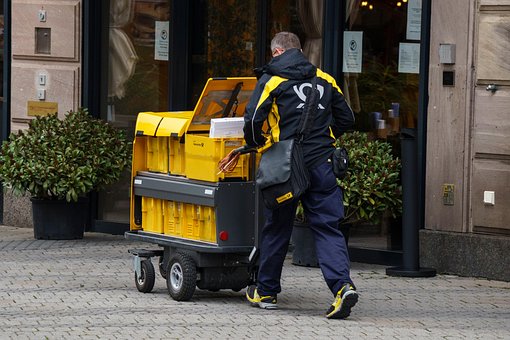 20+ Free Dhl & Postman Images - Pixabay