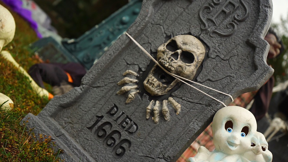 Halloween Grab Dekoration - Kostenloses Foto auf Pixabay - Pixabay