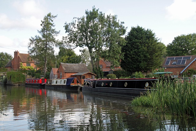 Narrow Boat Canal Trip - Free photo on Pixabay - Pixabay