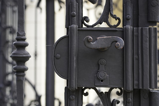 7,000+ Free Gate & Door Images - Pixabay