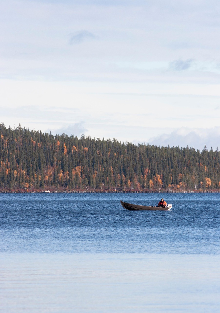 Fisherman Boat Lake - Free photo on Pixabay - Pixabay