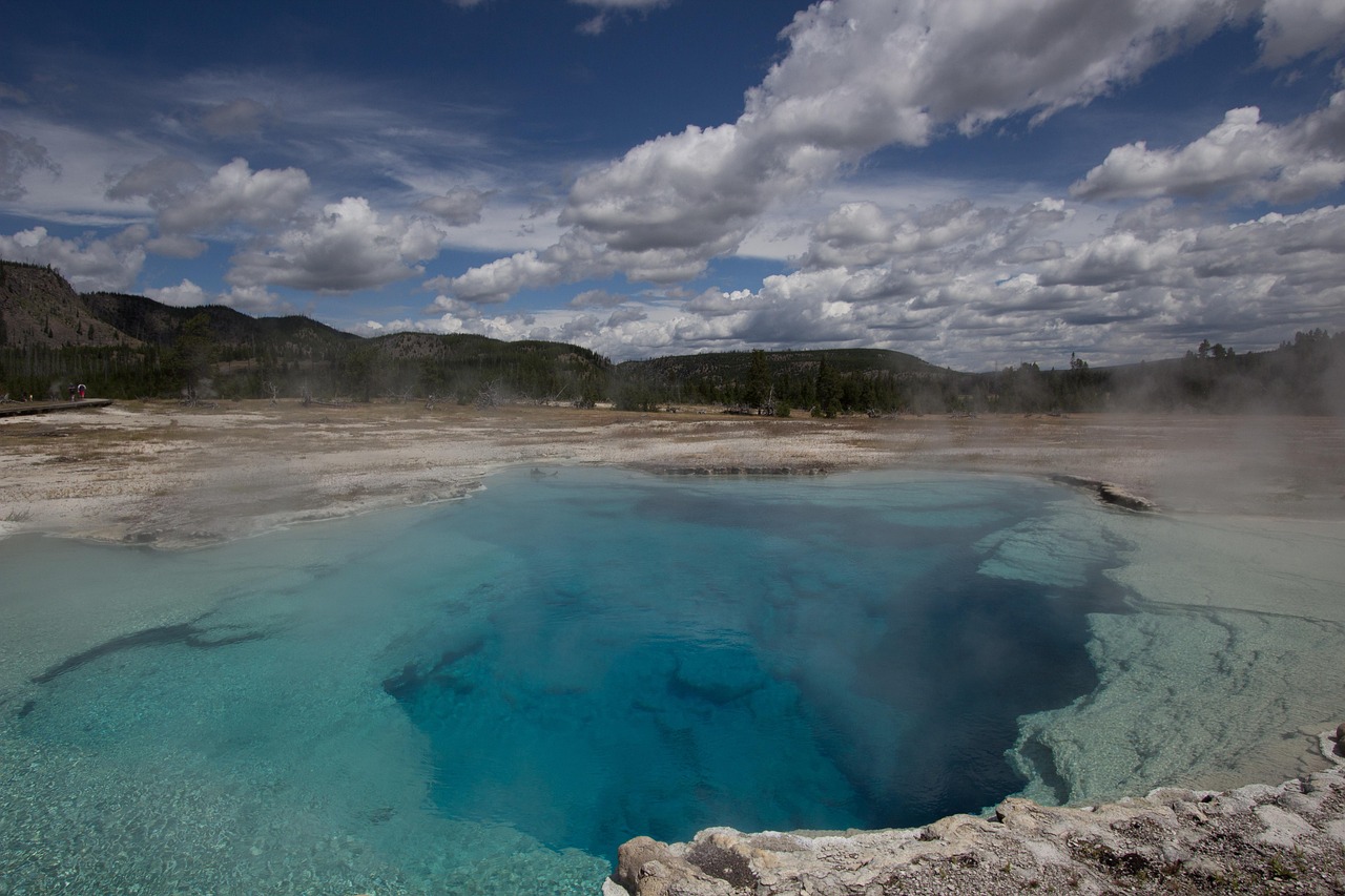 Geyser Pierre Jaune Nature - Photo gratuite sur Pixabay - Pixabay