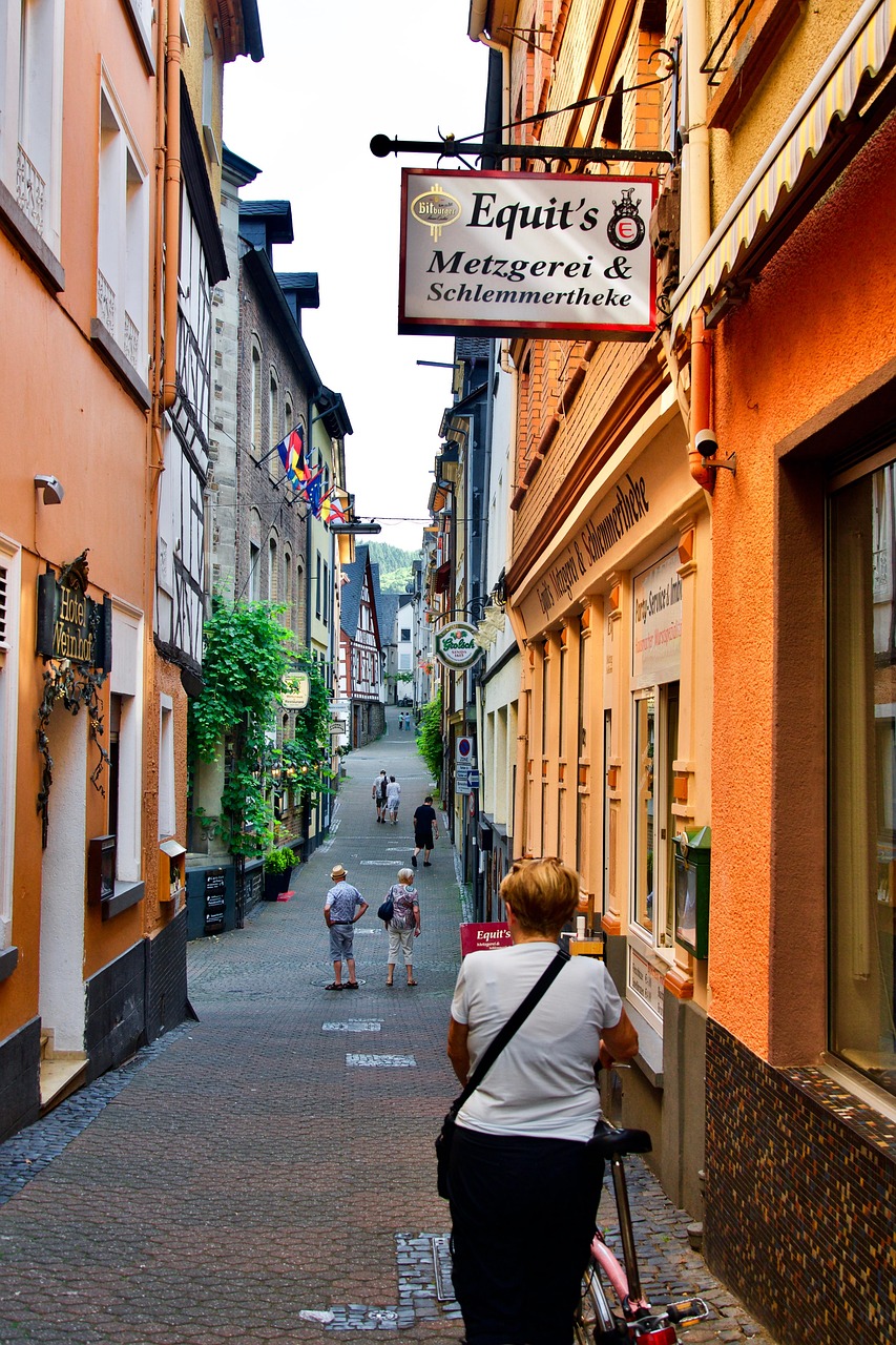 1,000+ Free Narrow Alleyways & Alleyway Images - Pixabay