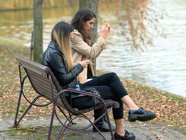 100,000+ Free Women In Park & Women Images - Pixabay