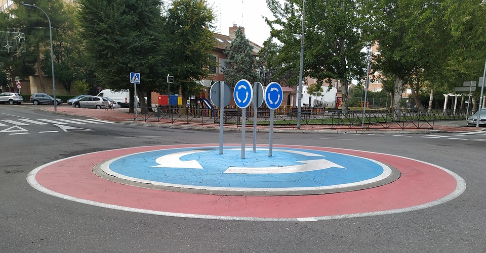 Rond Point Rond-Point Panneau De - Photo gratuite sur Pixabay