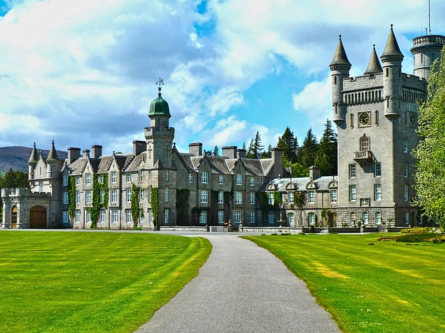 Balmoral Castle Royal - Free photo on Pixabay
