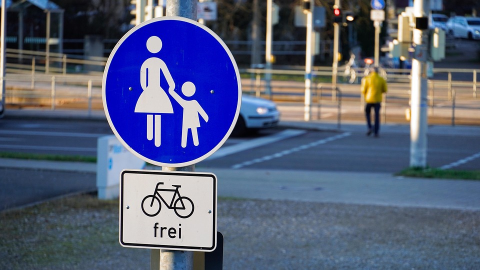 Street Sign Road Pedestrians - Free photo on Pixabay - Pixabay