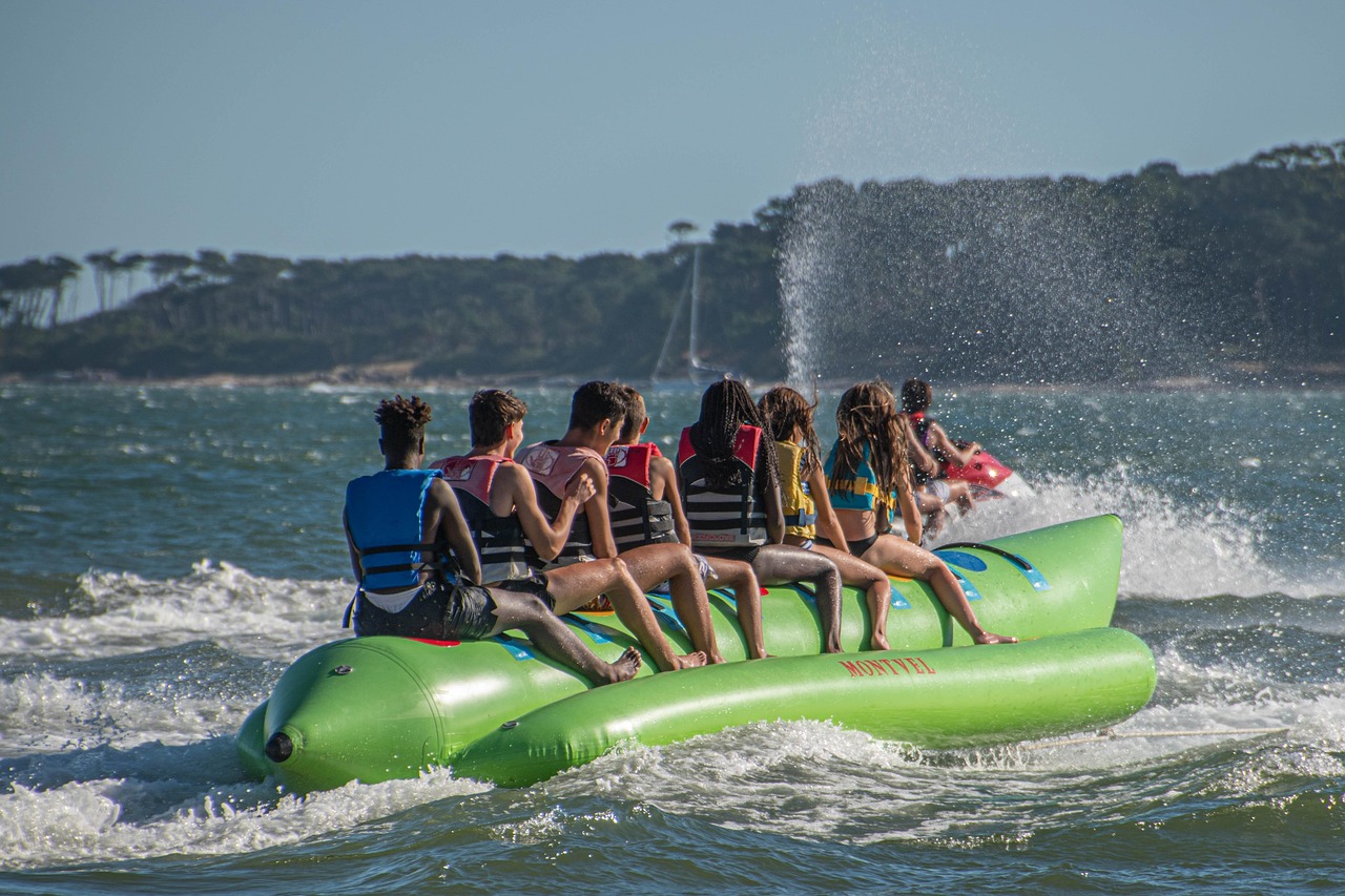 Banana Boat People Sea - Free photo on Pixabay