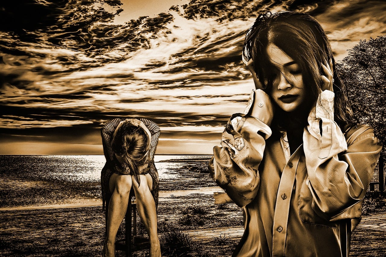 70,000+ Free Women In Front Off The Miror Sad & Sad Images - Pixabay
