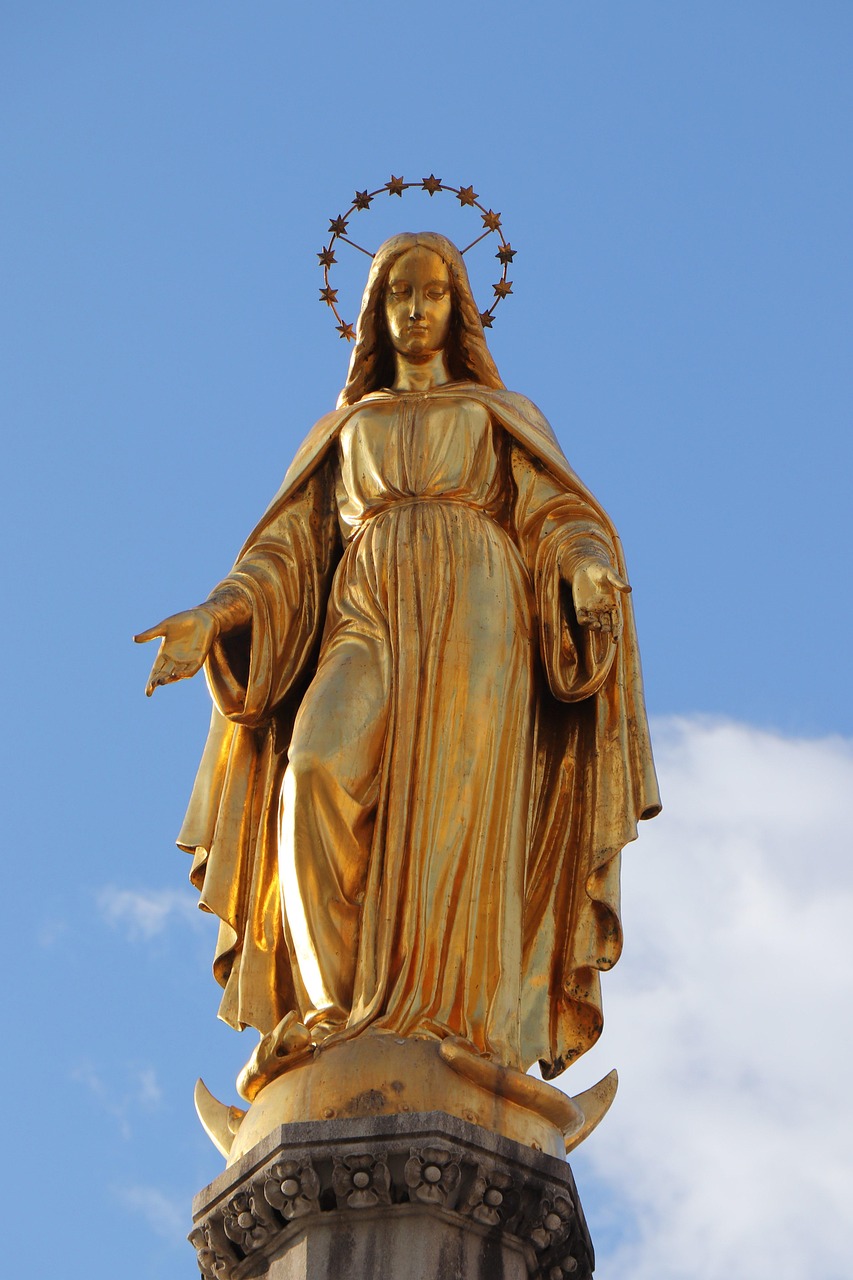 Golden Statue Virgin Mary - Free photo on Pixabay - Pixabay
