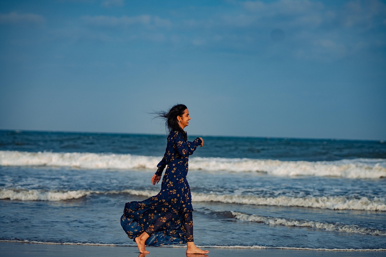 Woman Model Beach - Free photo on Pixabay