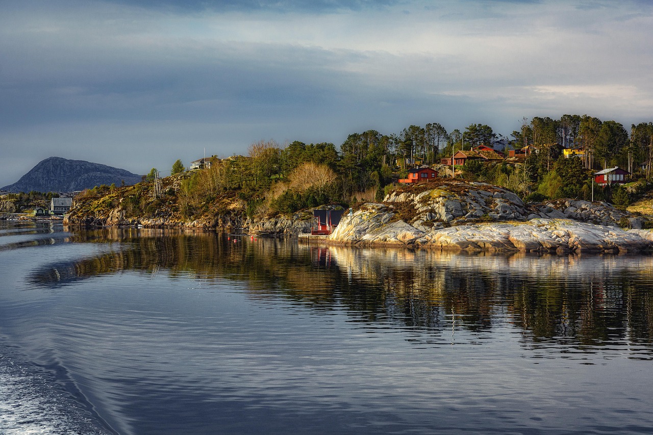 Mountain Shoreline Shore - Free photo on Pixabay