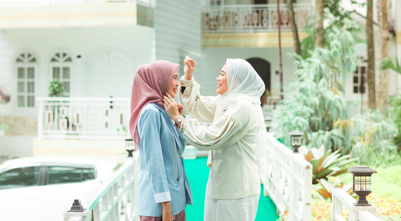 10,000+ Free Curvy Muslim Women & Muslim Images - Pixabay