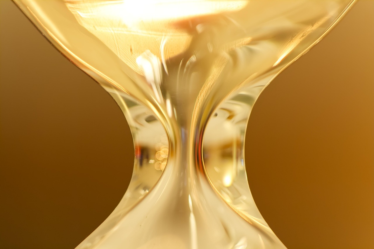 100+ Free Hour Glass & Happy Hour Images - Pixabay
