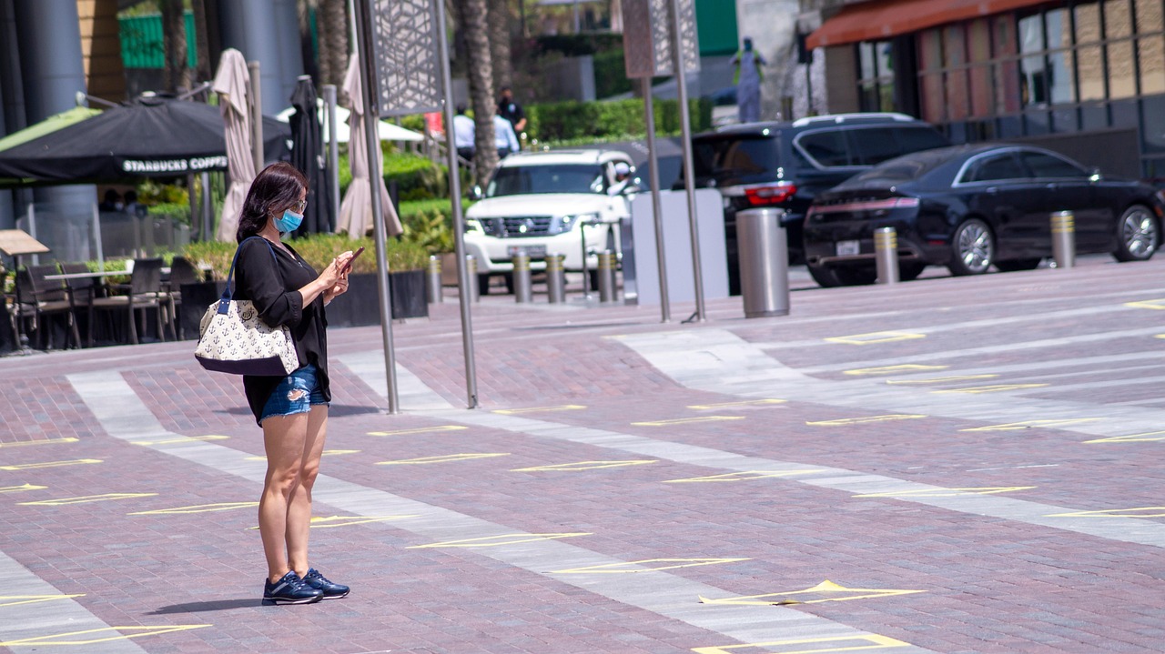 Girl Walk Standing - Free photo on Pixabay - Pixabay