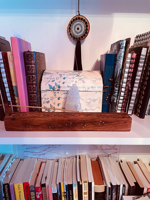 Bookshelf Books Journal - Free photo on Pixabay