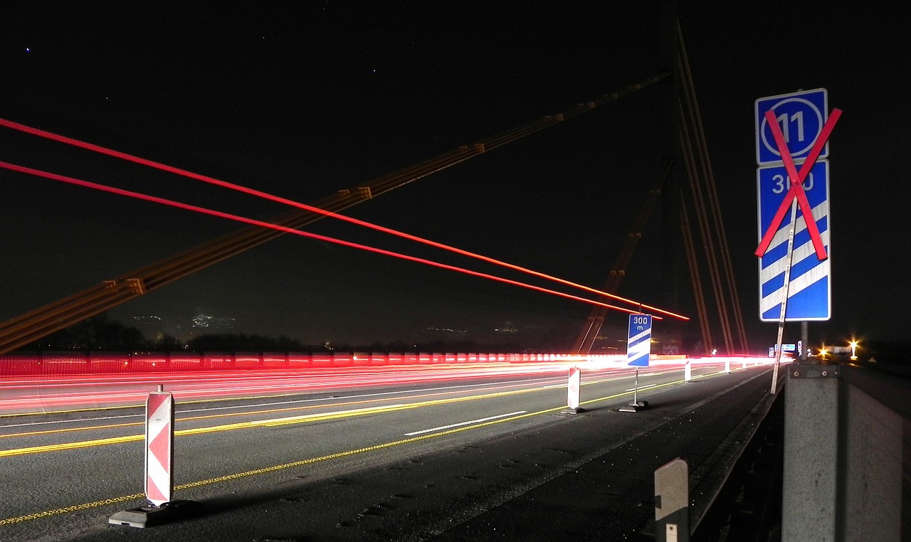 Vitesse De La Lumière Autoroute - Photo gratuite sur Pixabay - Pixabay