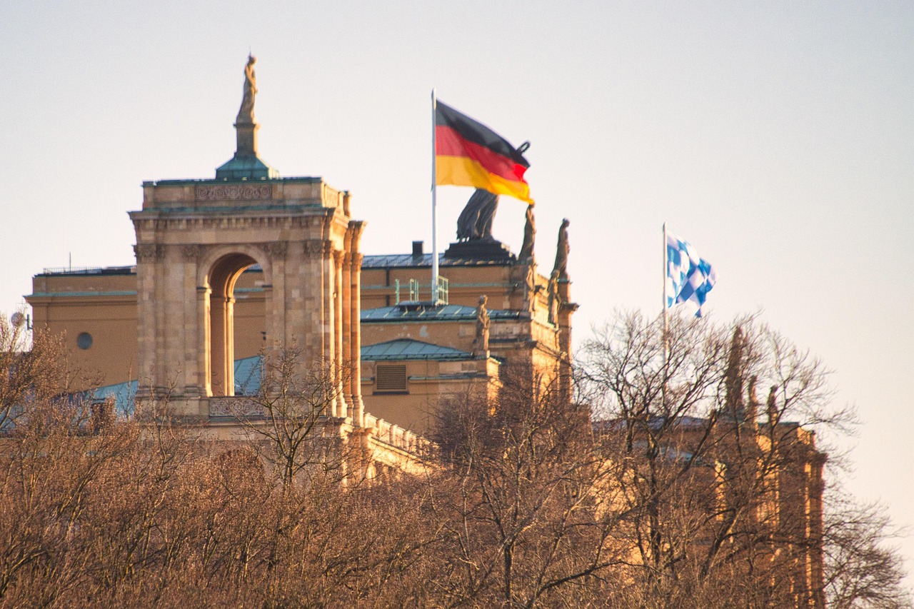 Maximilianeum Bendera Bangunan - Foto gratis di Pixabay - Pixabay