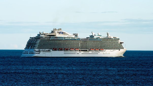 10+ Free Regal Princess & Crown Images - Pixabay