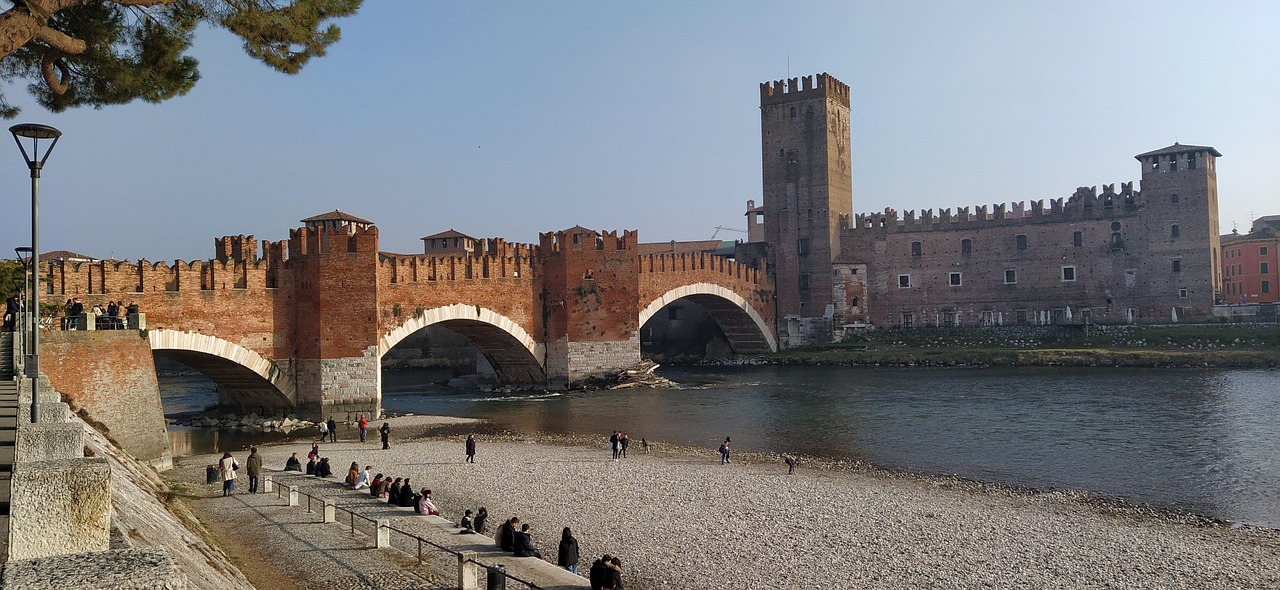 Castle Verona - Free photo on Pixabay