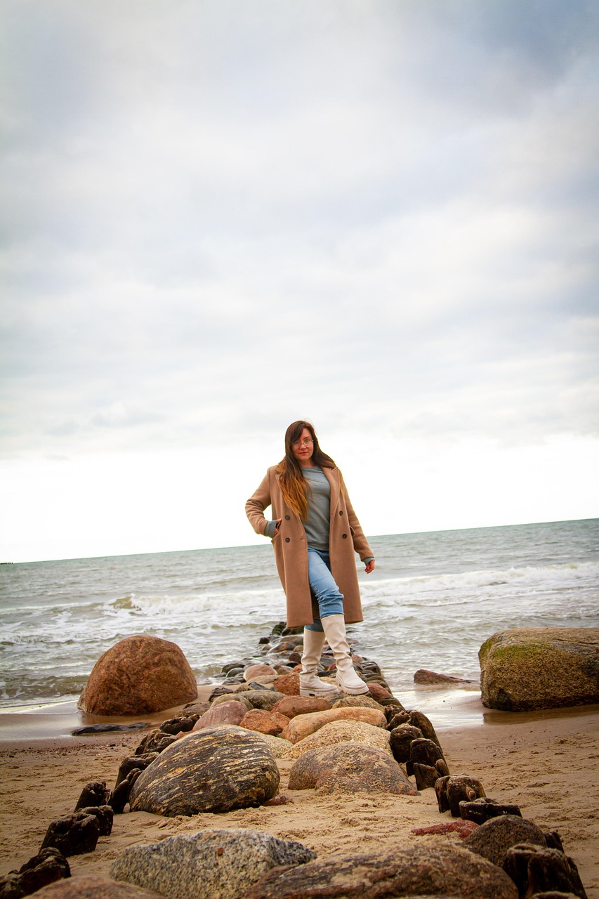 Woman Beach Pose - Free photo on Pixabay - Pixabay