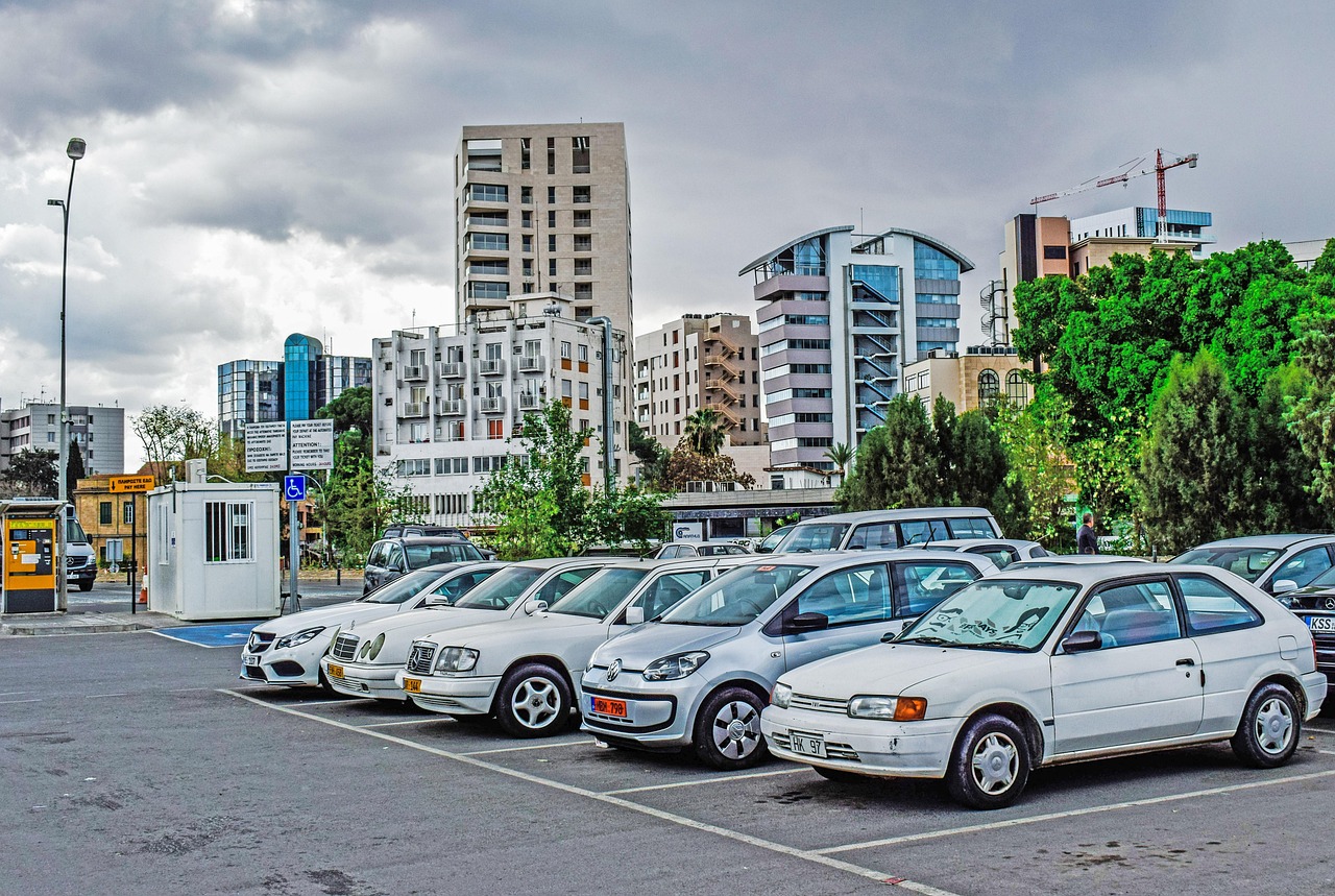 70,000+ Free Parking Lot & Parking Images - Pixabay